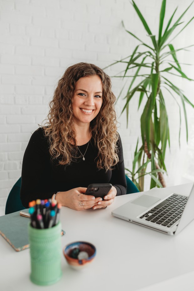 About – Outlook Good, Feel Good